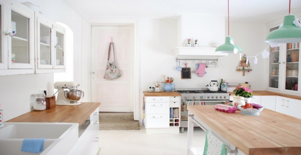 Declutter your messy kitchen right now in 4 simple steps - Expert Home Tips